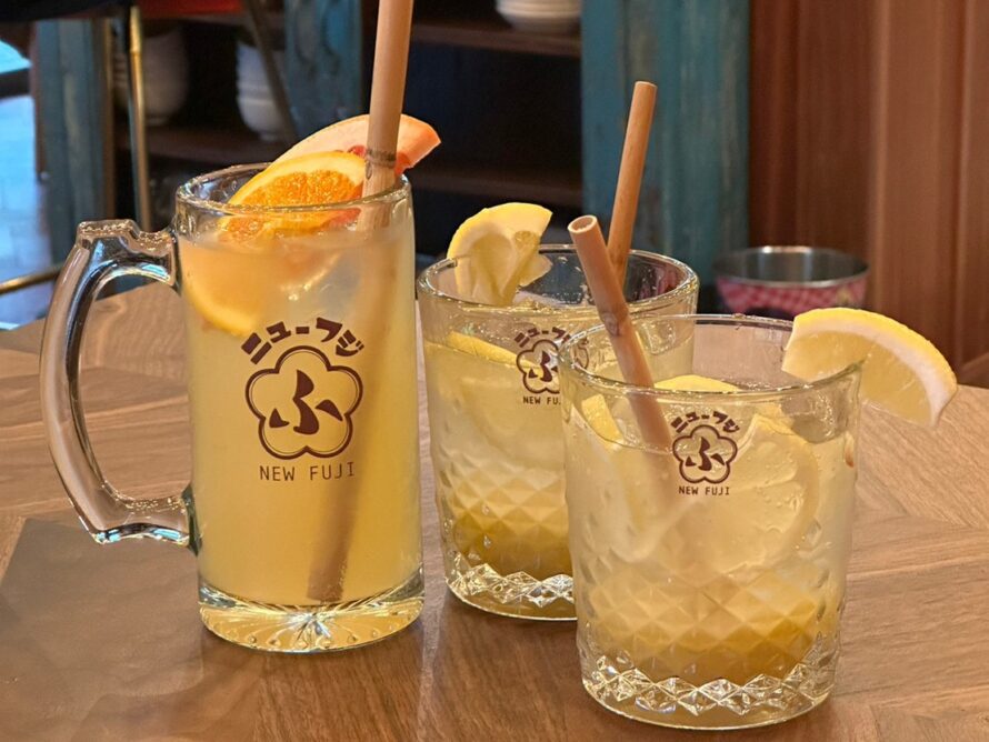 New Fuji（ニュー・フジ） | バンクーバーにある80年代の日本をイメージしたレトロなレストラン | カナダ留学コンパス