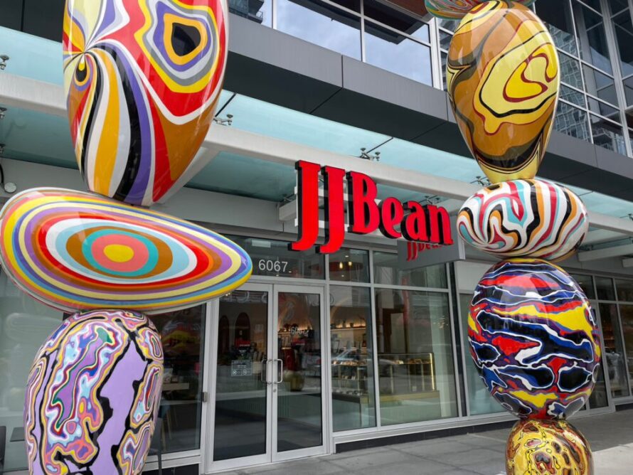 JJ Bean Coffee Roasters（ジェー・ジェー・ビーン） | バンクーバーにある本格派も納得の大手コーヒーチェーン | カナダ ...